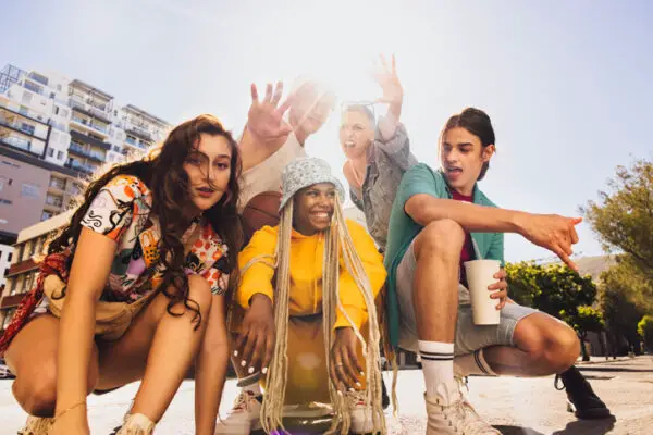 15 Signs You Have an Incredibly Engaging Personality – psychlove.co