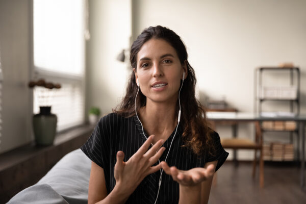 Are You a Hypocrite? 15 Signs to Watch For (And Tips to Change ...