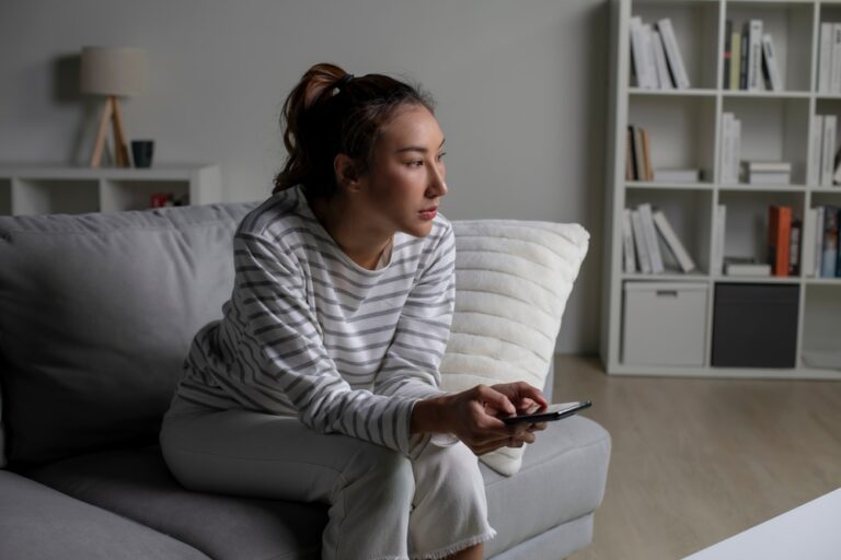 17 Signs You’re a Total Pushover in Relationships and How to Toughen Up ...